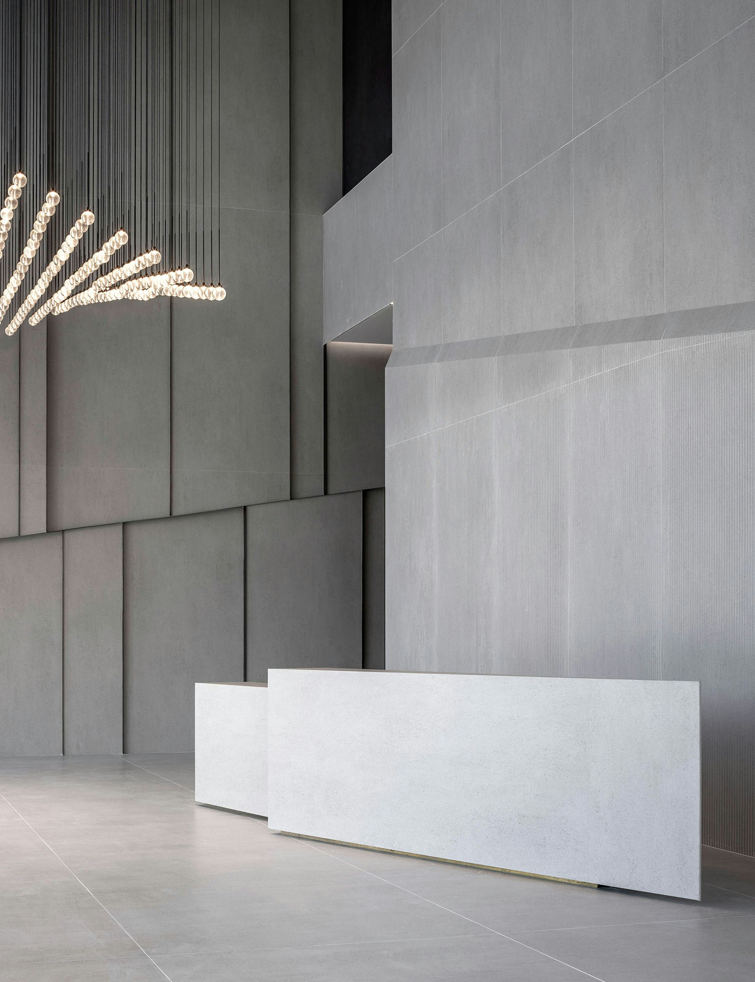 A sculptural, modern and minimalist office clad entirely in Dekton ...