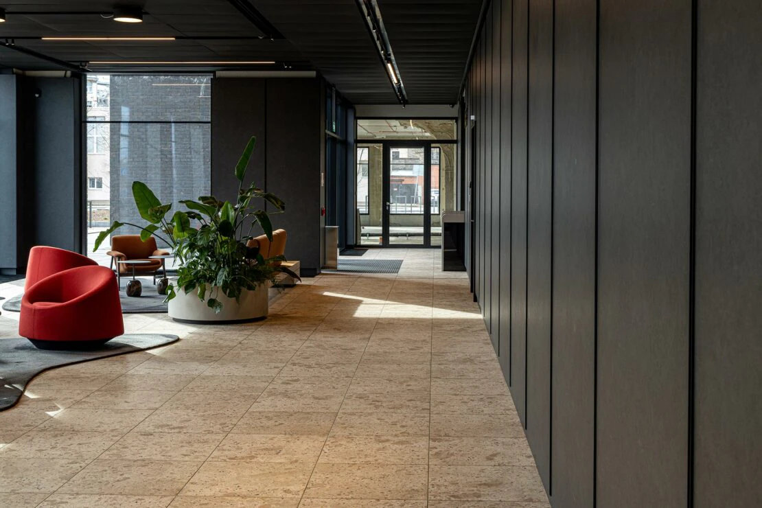 The new, polished image of the New Hanza offices in Riga - Cosentino ...