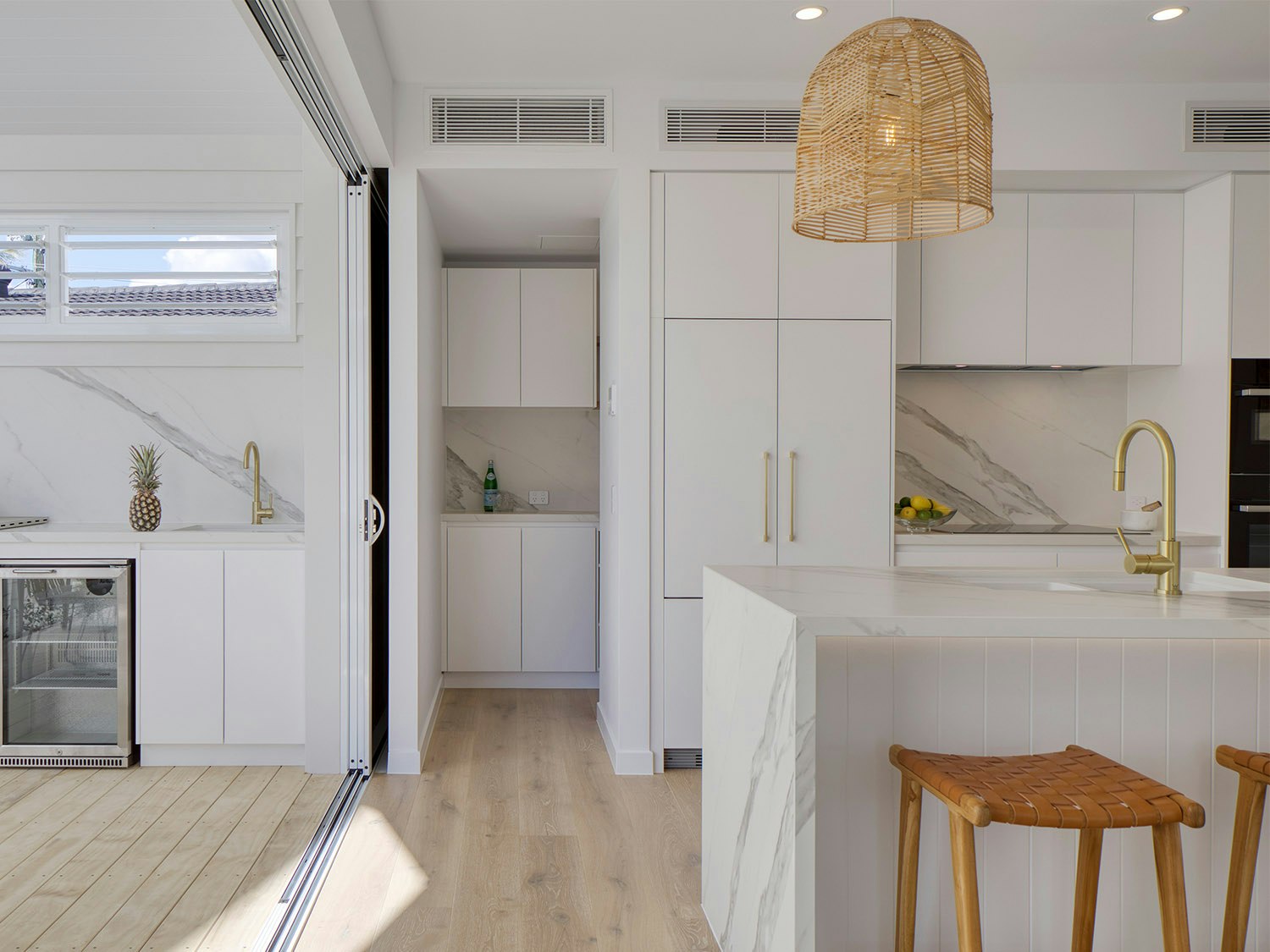 Add casual coastal chic to your cooking space with these 5 tips from ...