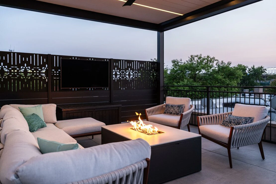 A hidden outdoor oasis in the heart of Wrigleyville - Cosentino Australia