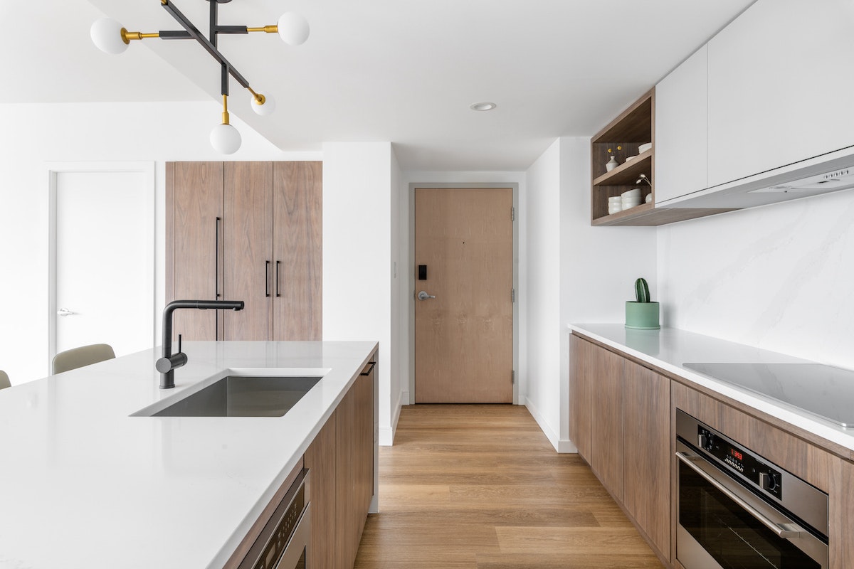 YouTube star Justin Tse features Silestone in impressive condo redesign ...