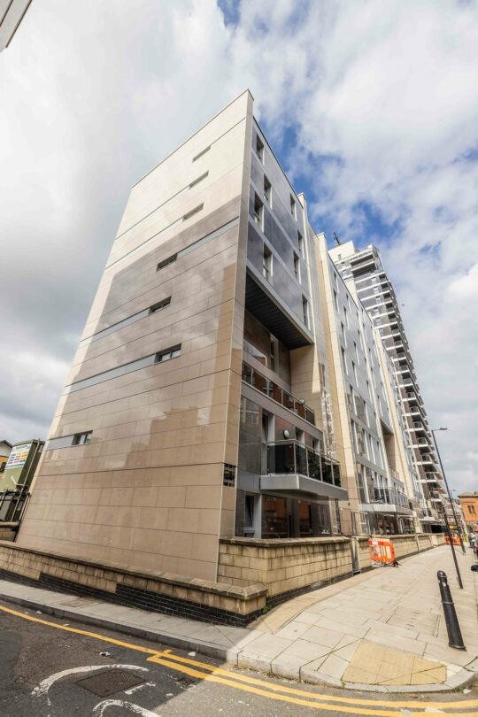 Streamlight Tower: Merging form with function, innovative façades from ...