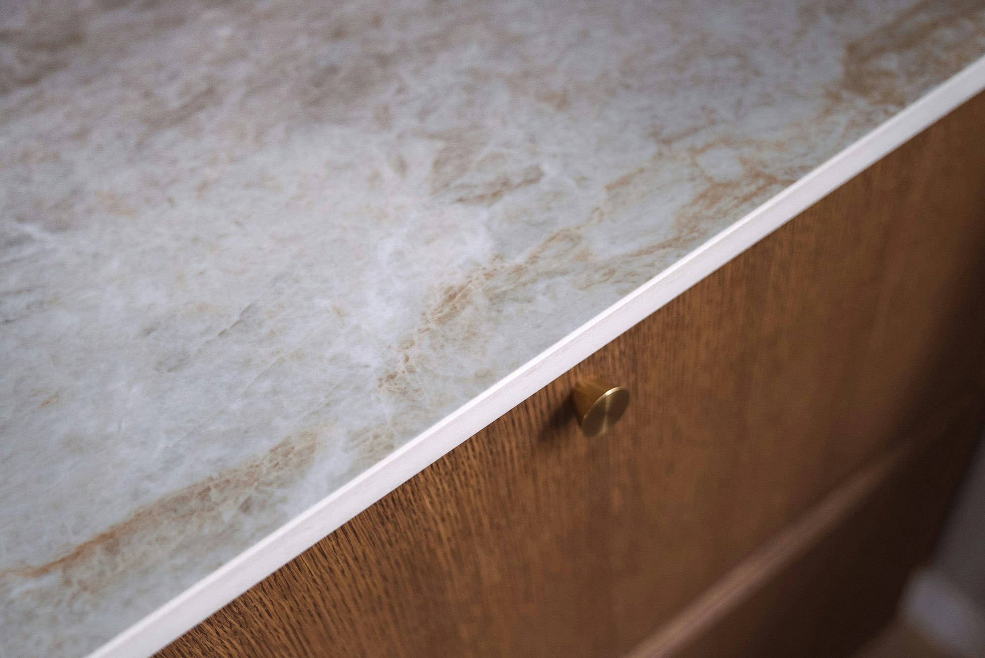 A warm and sophisticated kitchen with extra sparkle and texture thanks to Dekton - Cosentino UK