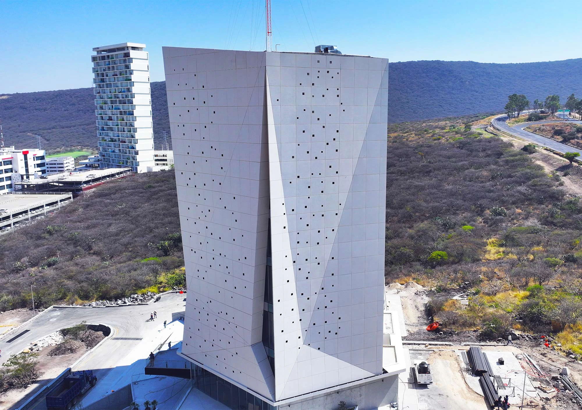 A Dekton façade for the Courthouse in Querétaro, Mexico - Cosentino ...