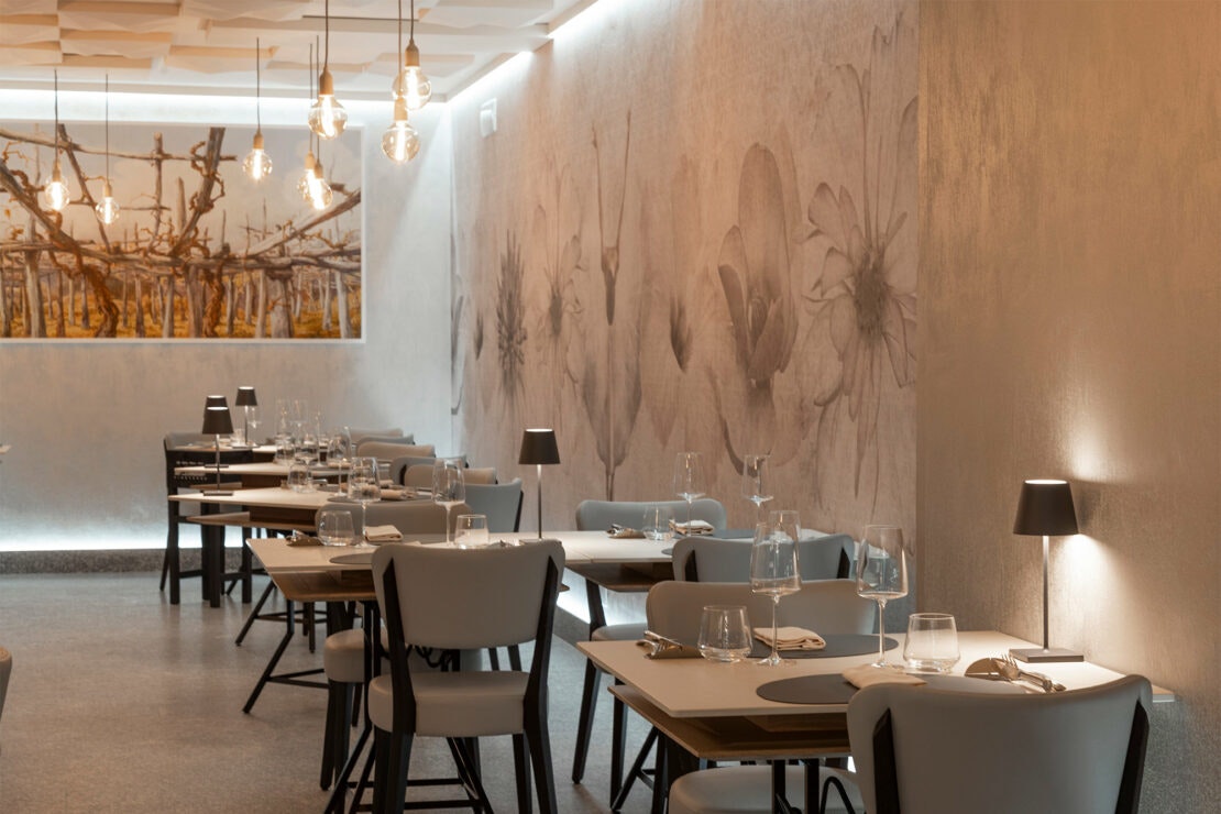 An Italian restaurant that is a true experience for the senses ...