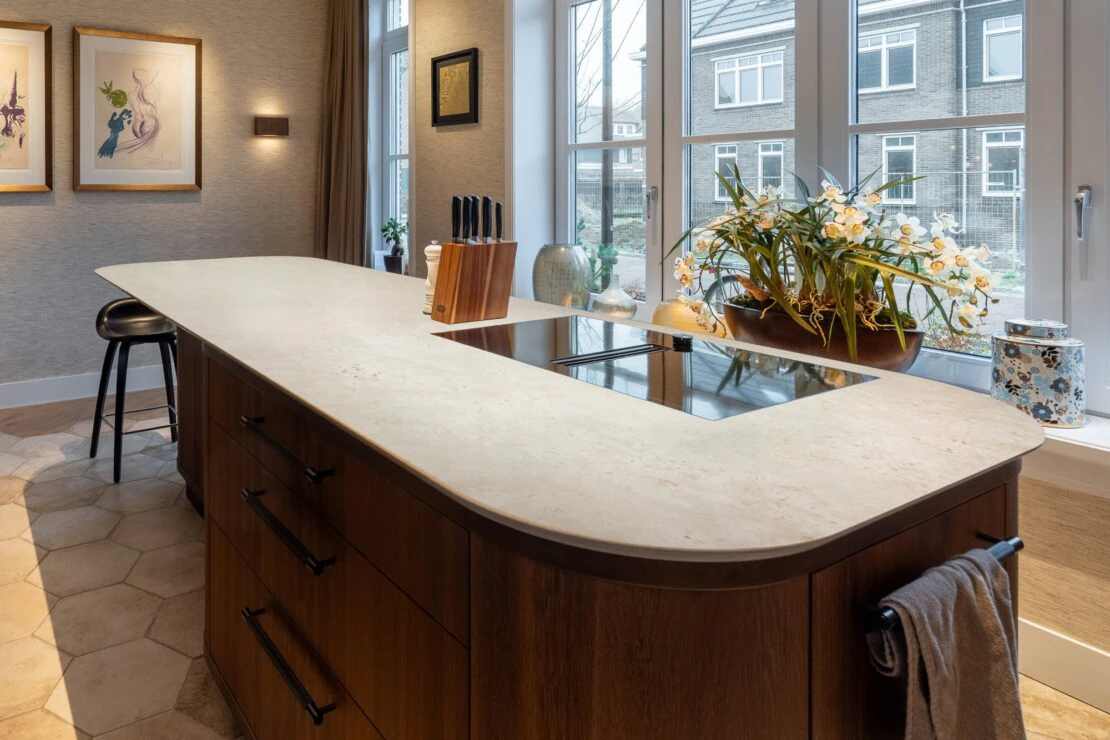 Unity and elegance: Dekton and Silestone as the basis for custom design ...