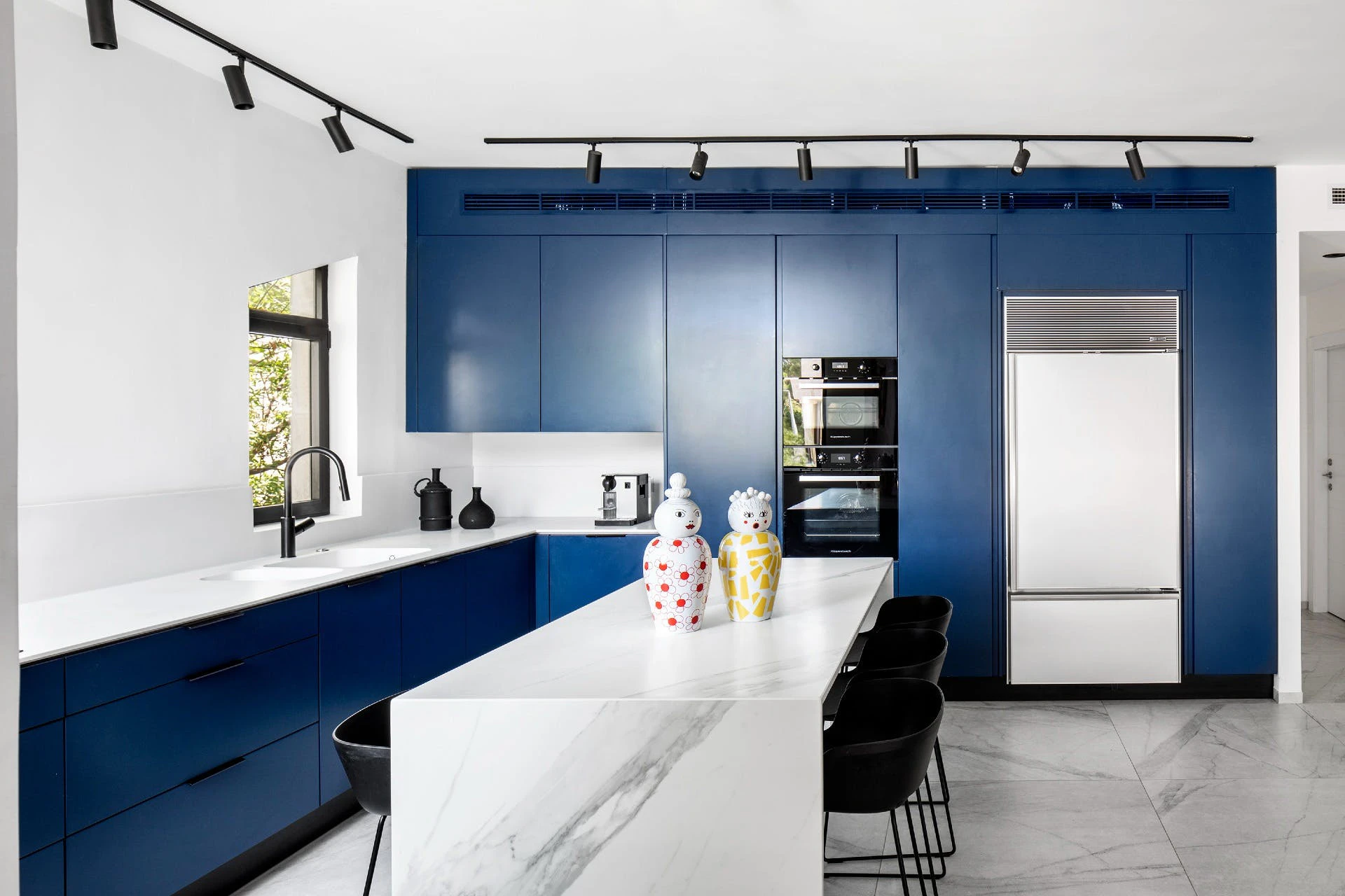 Choose a white worktop that will never go out of style - Cosentino ...