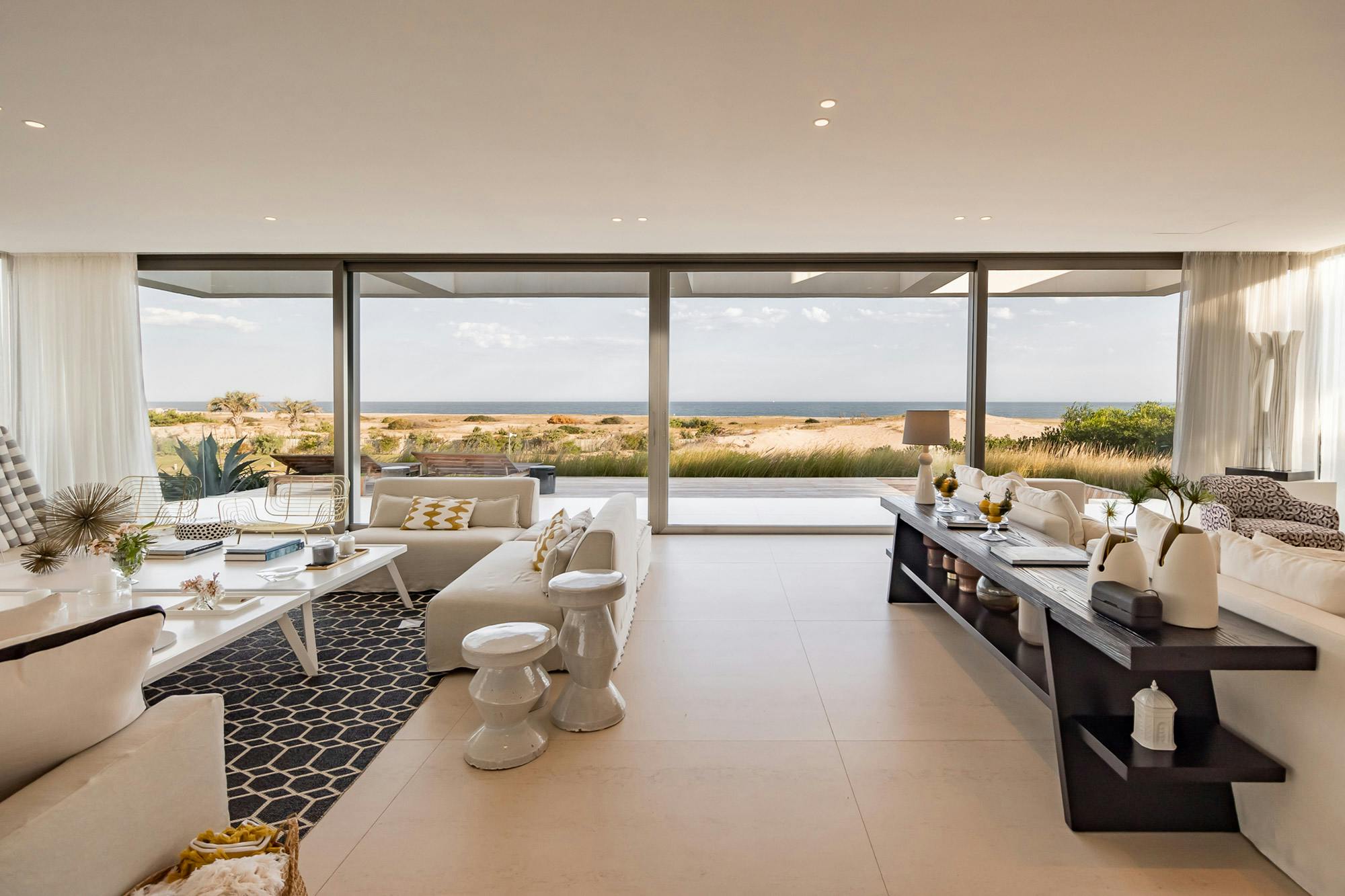 A house with a view of the landscape that strikes the perfect balance ...