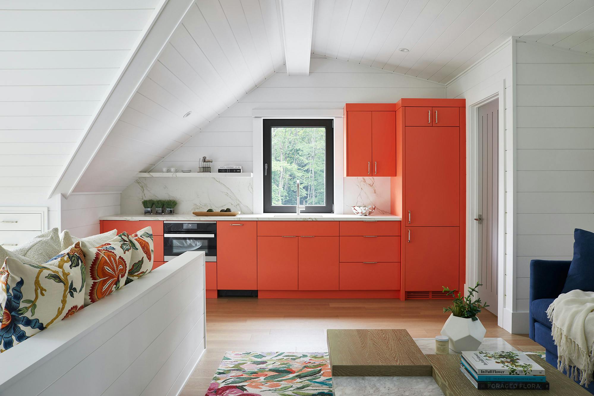 Silestone and Dekton add warmth and contrast to this home by Madison ...