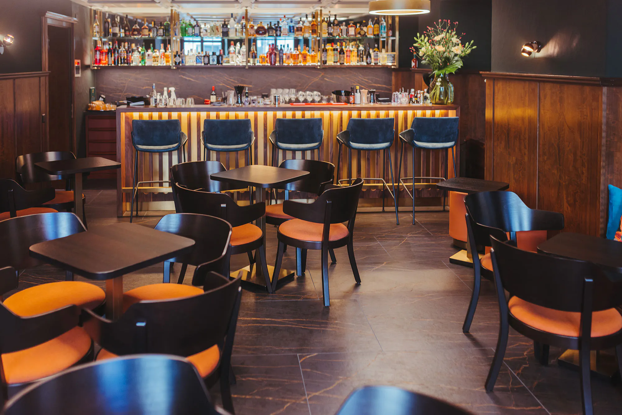 Historic Swiss restaurant makes the most of the timeless Dekton Laurent ...