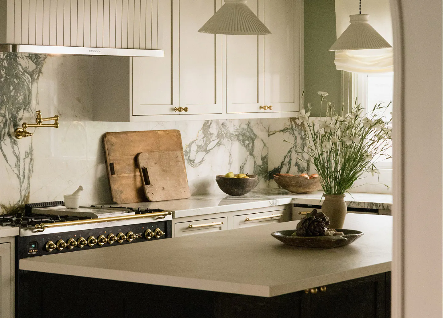 A timeless countertop for Kaitlynn Carter’s 1920s colonial revival home ...