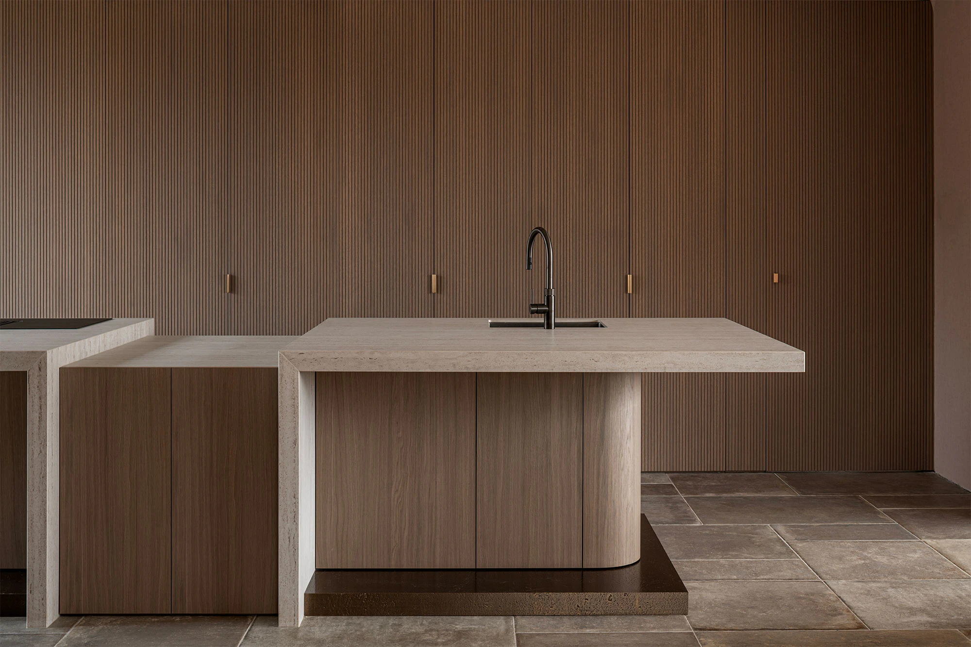 A unique kitchen design: Dekton Marmorio and wood in perfect harmony ...