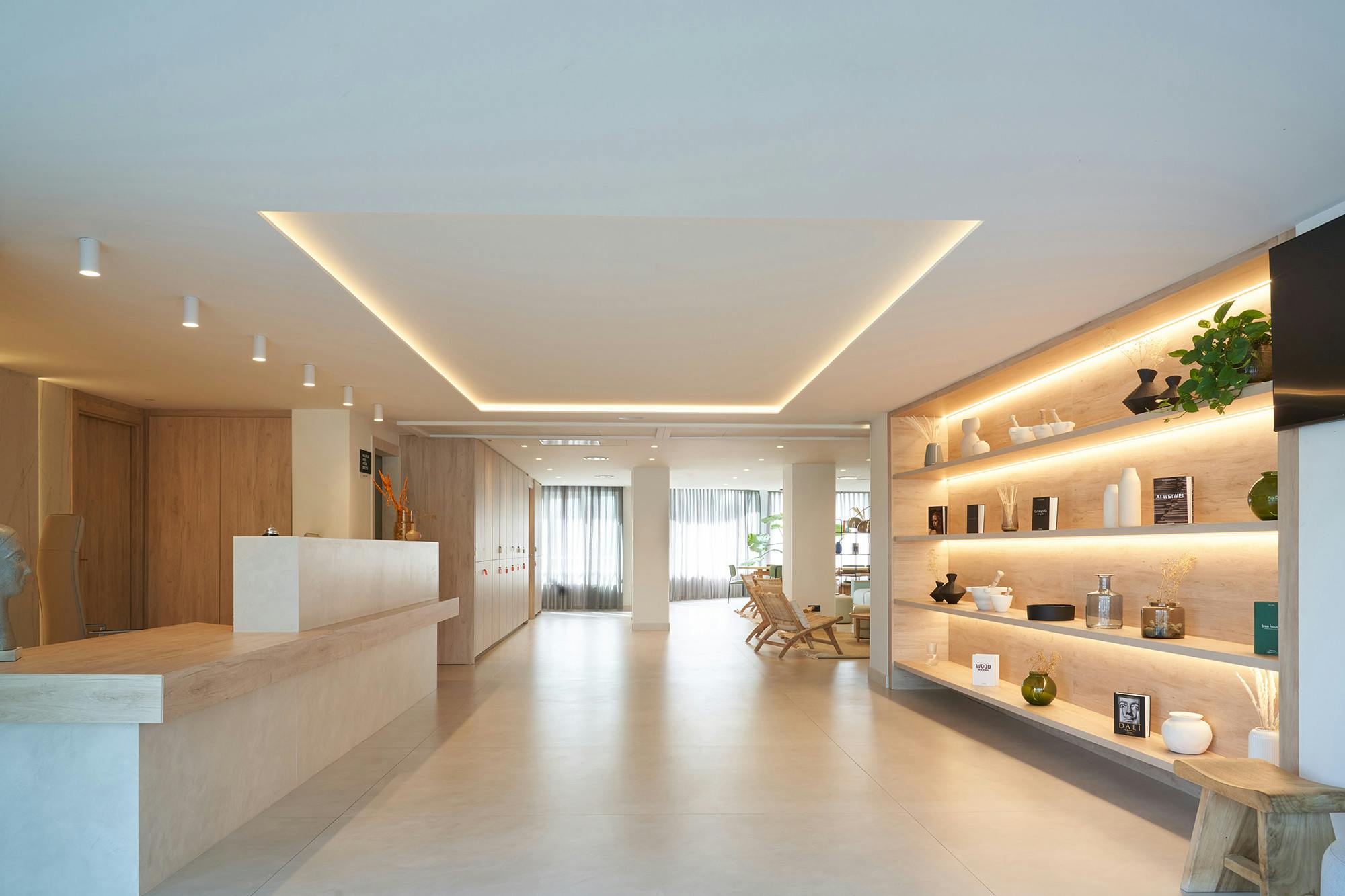 Traditional terracotta tiles and innovative Dekton surfaces: an ...