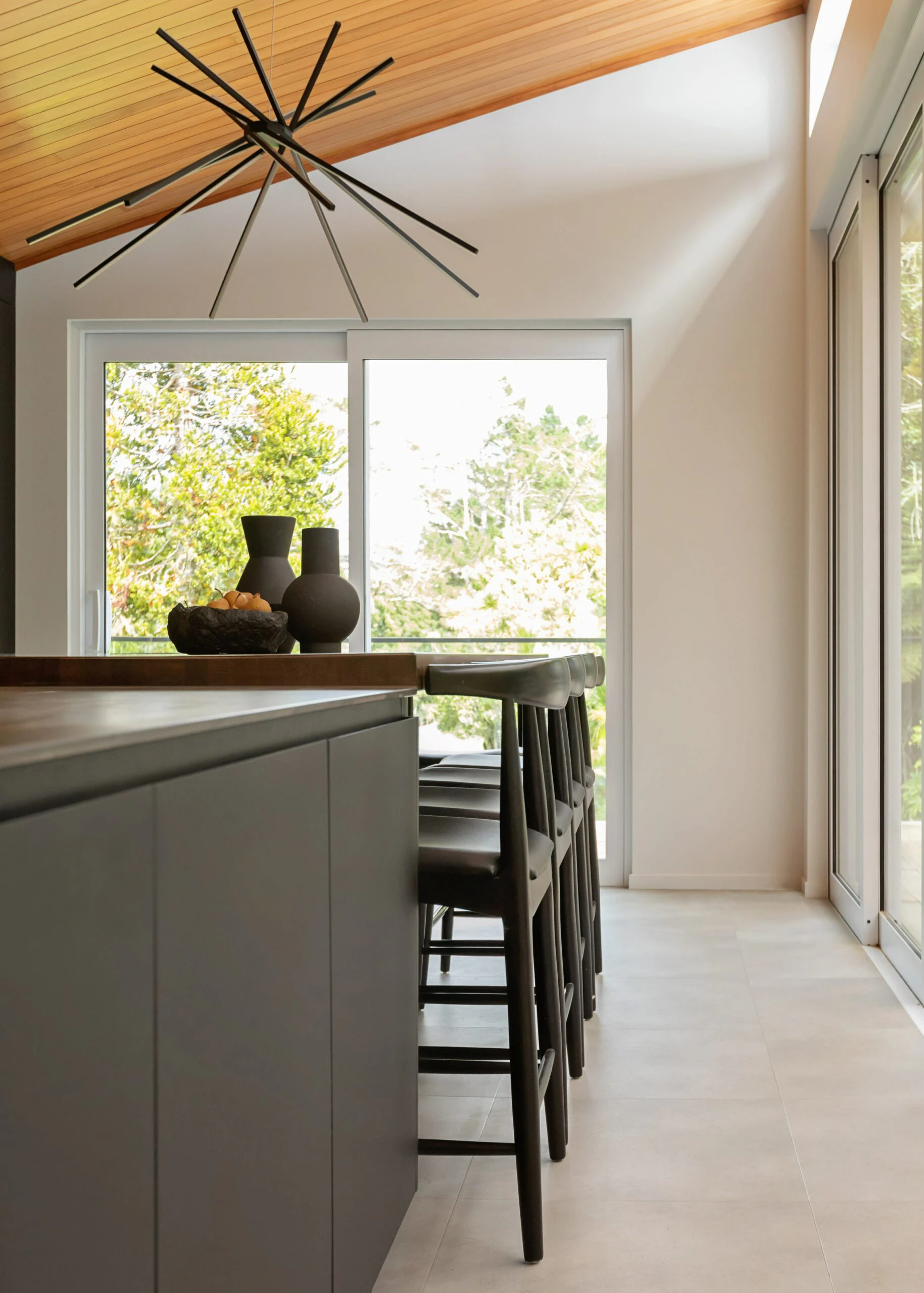 An Award-Winning Space Features Dekton by Cosentino’s Trilium ...