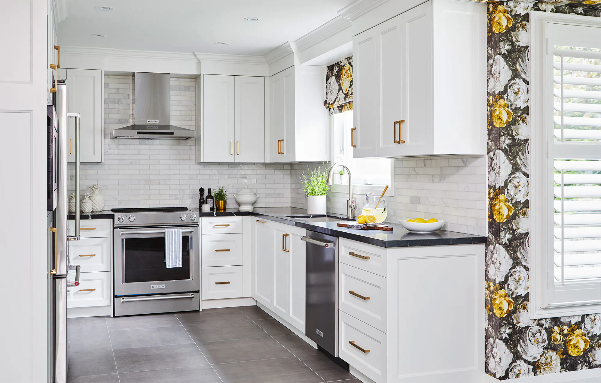 Cori Halpern designs a classic kitchen with a modern twist - Cosentino ...