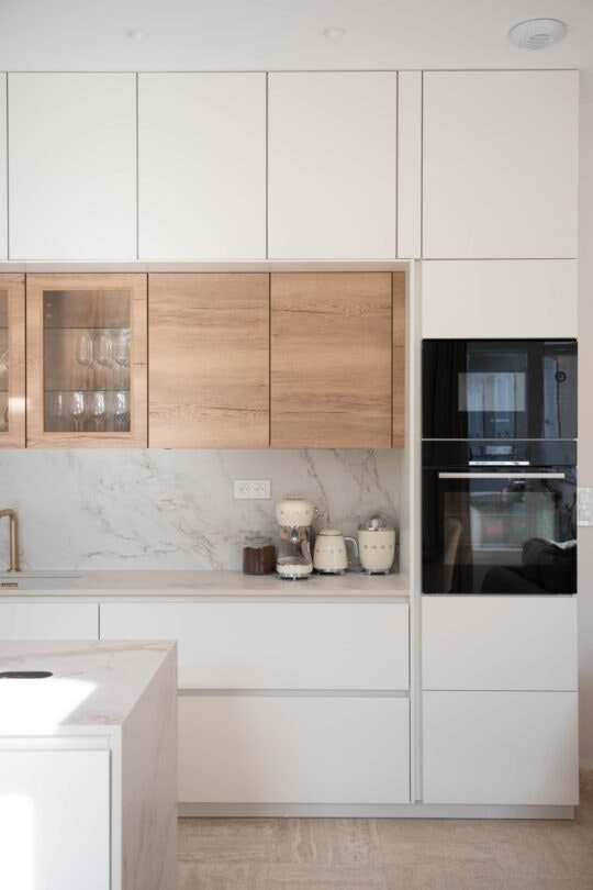 Three apartments reinvented with Dekton: A mountain renovation defined ...