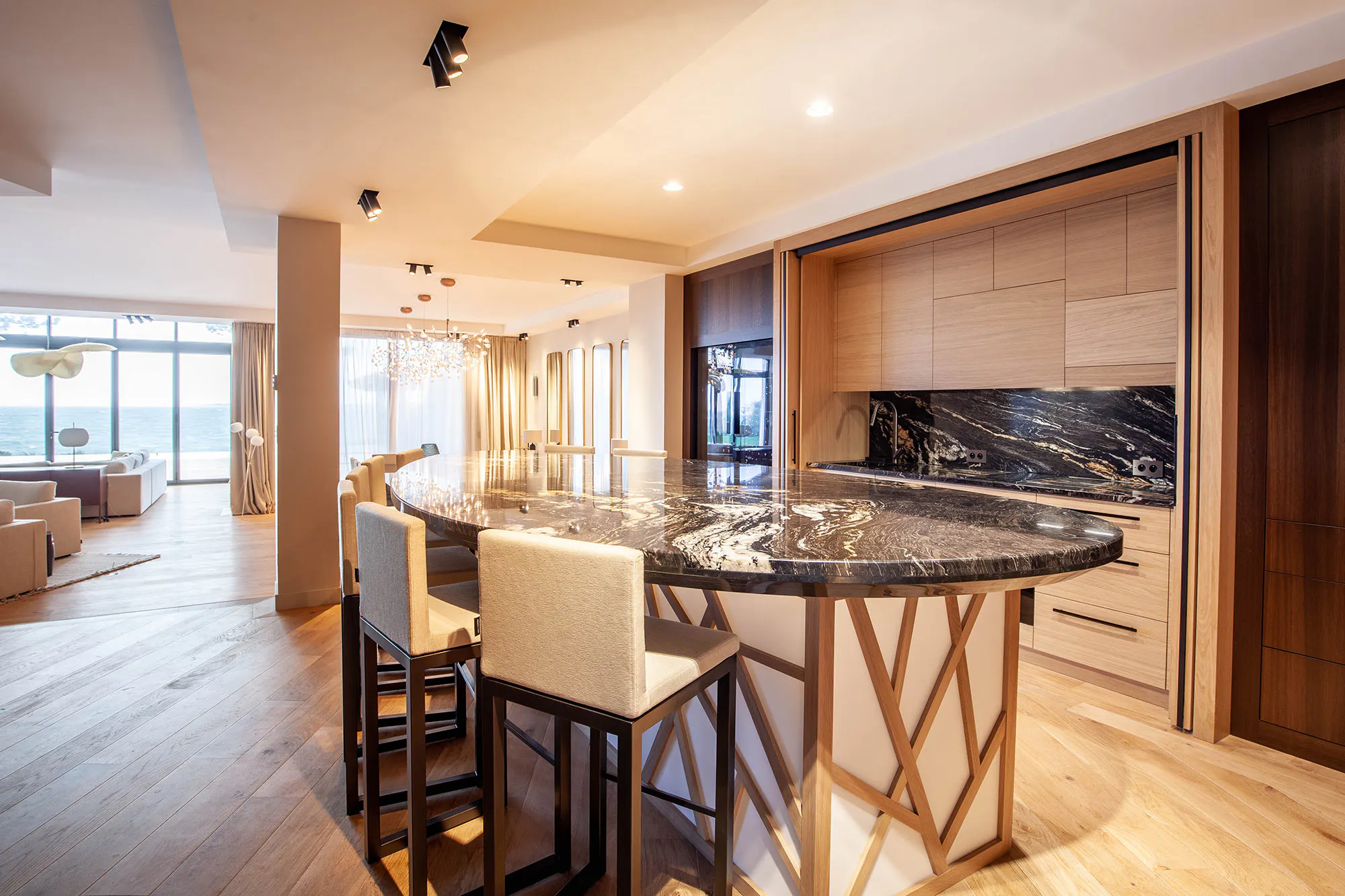 Dekton Laurent and Sensa Orinoco: materials that reflect the orgnanic ...