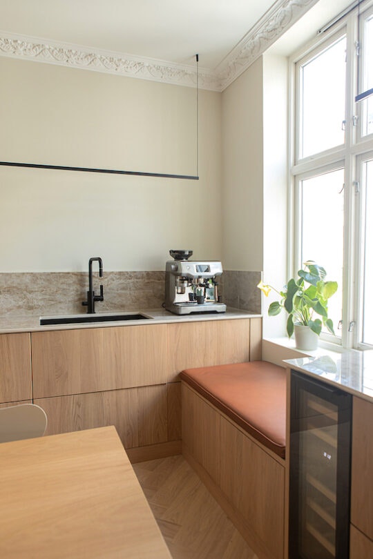 La nueva cocina de ensueño de la artista noruega Marion Ravn ...