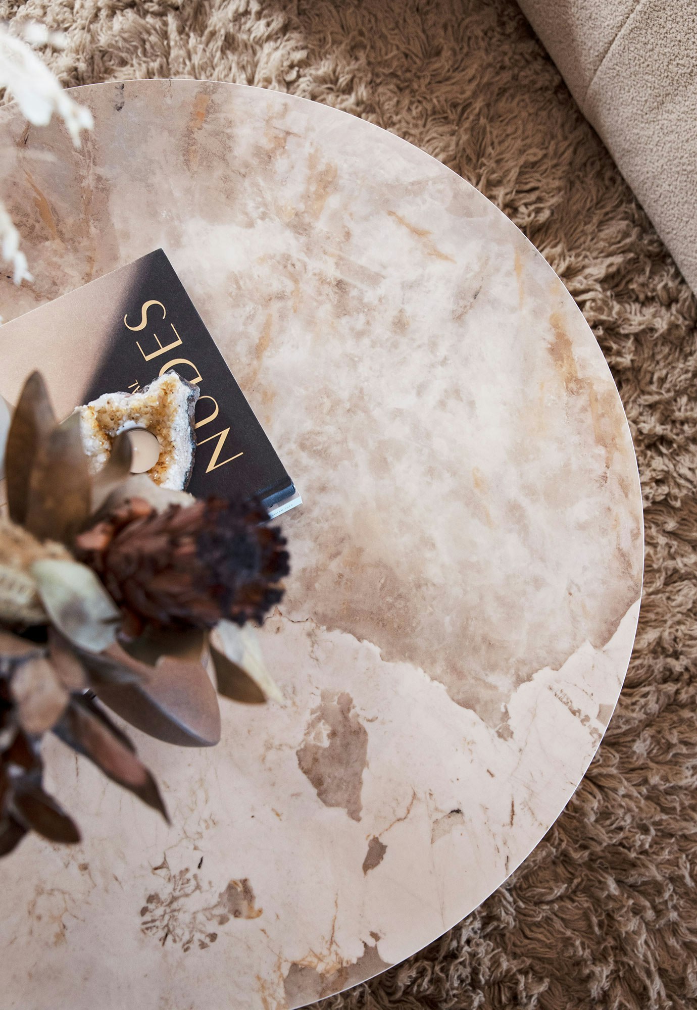 Dekton Arga, “una mezcla del Sahara y Noruega” para Mona Bernsten, una ...