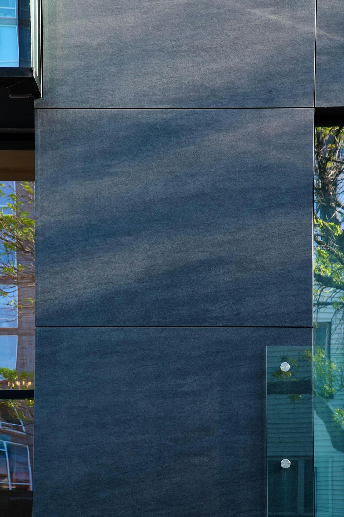 PACS Architecture elige Dekton para una fachada ventilada en Brooklyn ... PACS Architecture elige Dekton para una fachada ventilada en Brooklyn ...