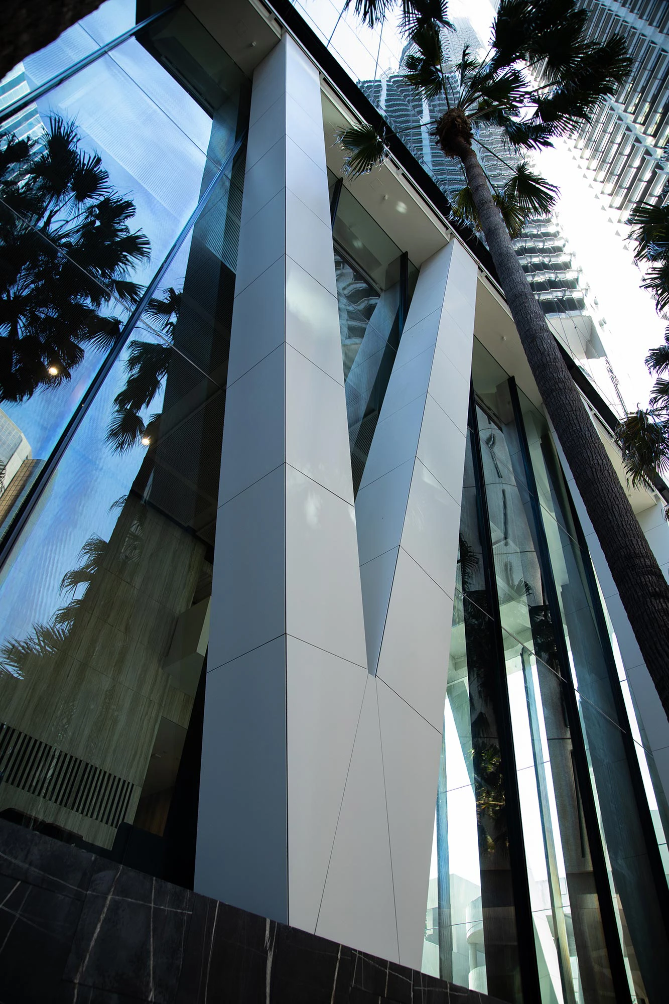 El renacer del edificio One One One Eagle Street en Brisbane: una ...