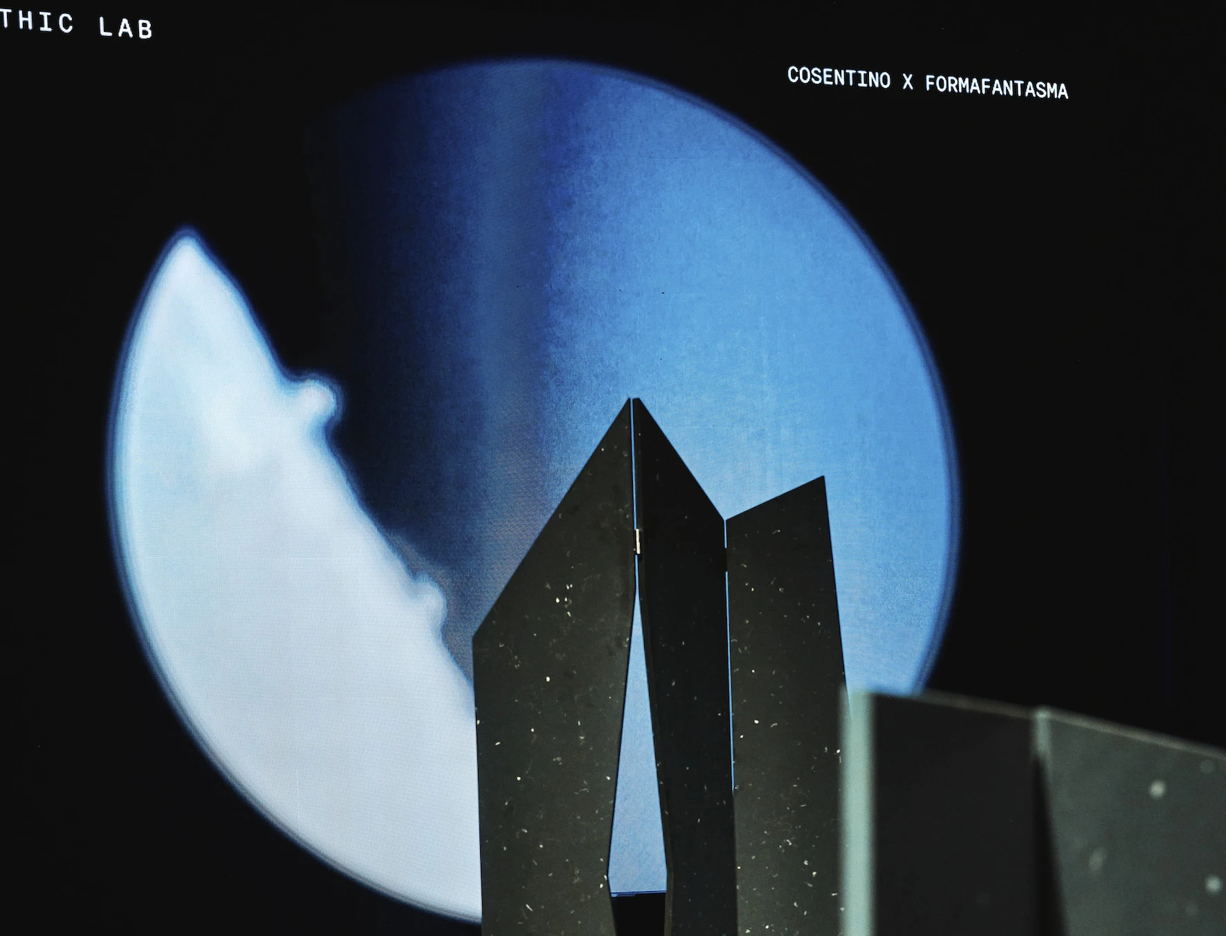 EARTHIC® LAB X FORMAFANTASMA premiada en los Fuorisalone Award 2024