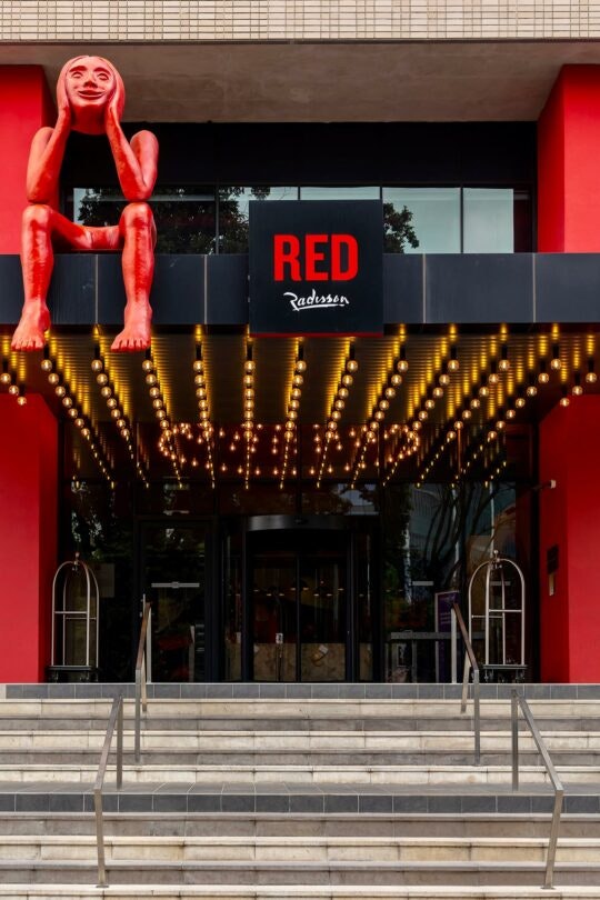 A bold rooftop bar in the heart of Rosebank enhanced by Dekton surfaces ...