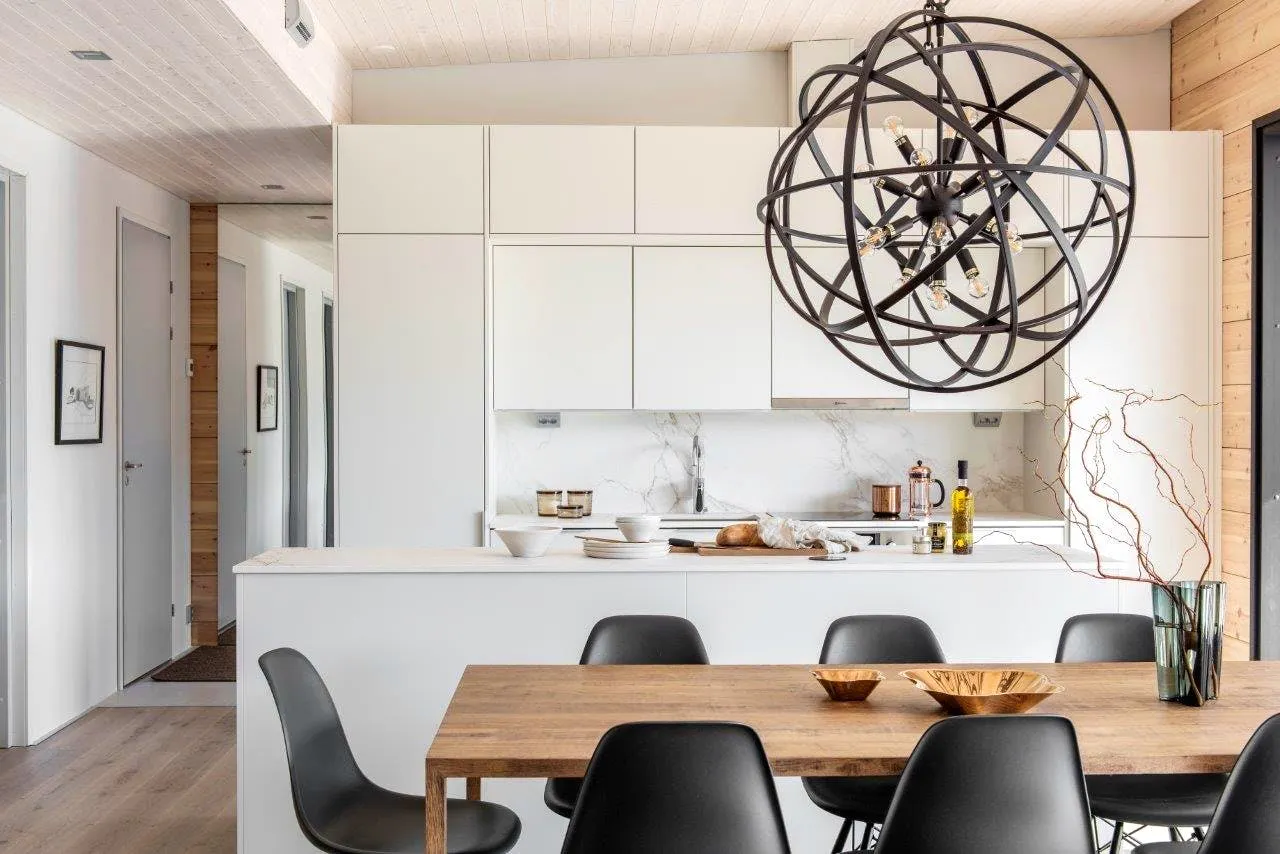 Finnish Wood House with Silestone® Bathroom and Dekton® Kitchen