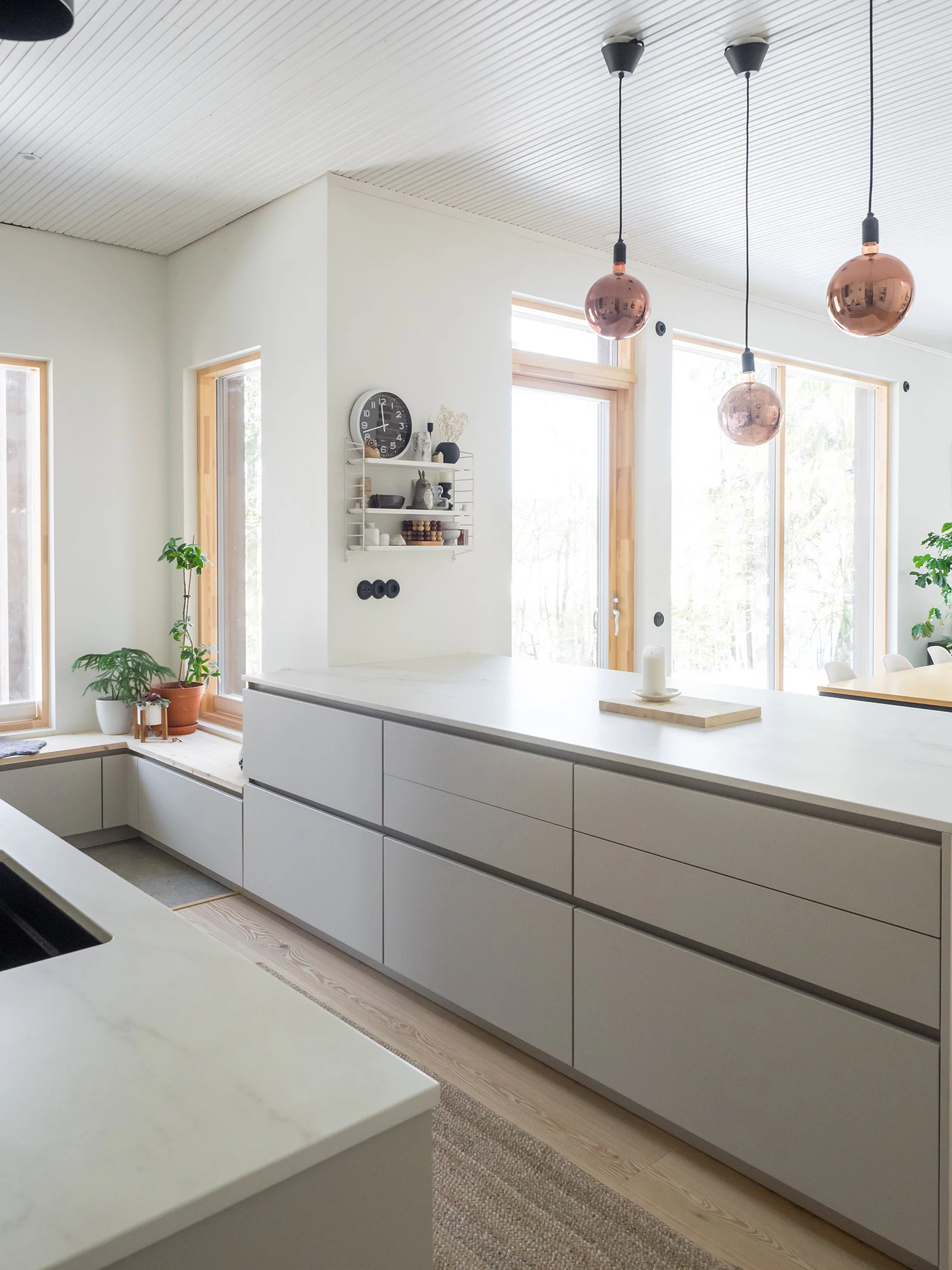 Interior designer Sanna Piitulainen chose Dekton Rem for her new kitchen
