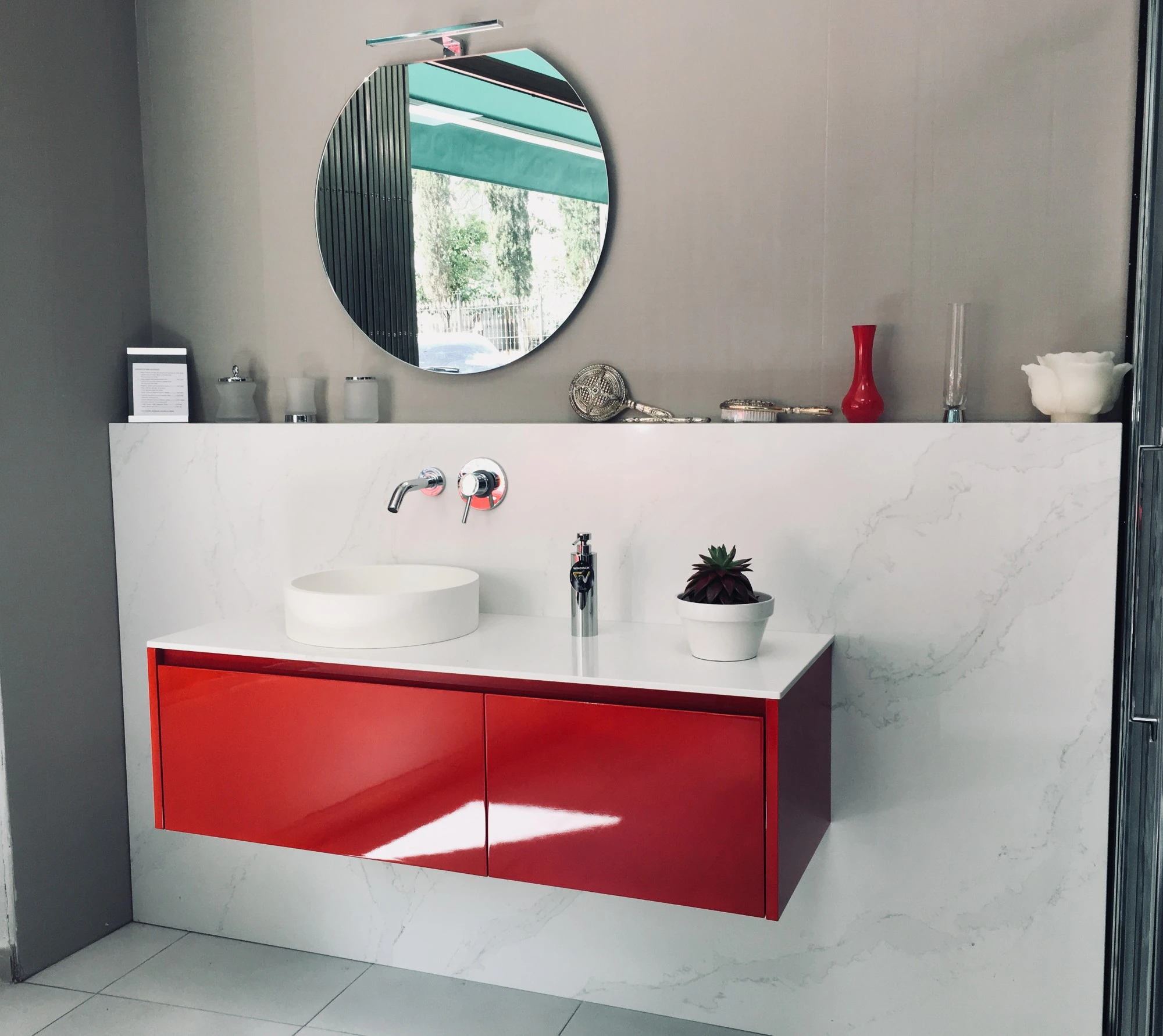 Explore Colour Block Designs for Kitchens & Baths - Cosentino France