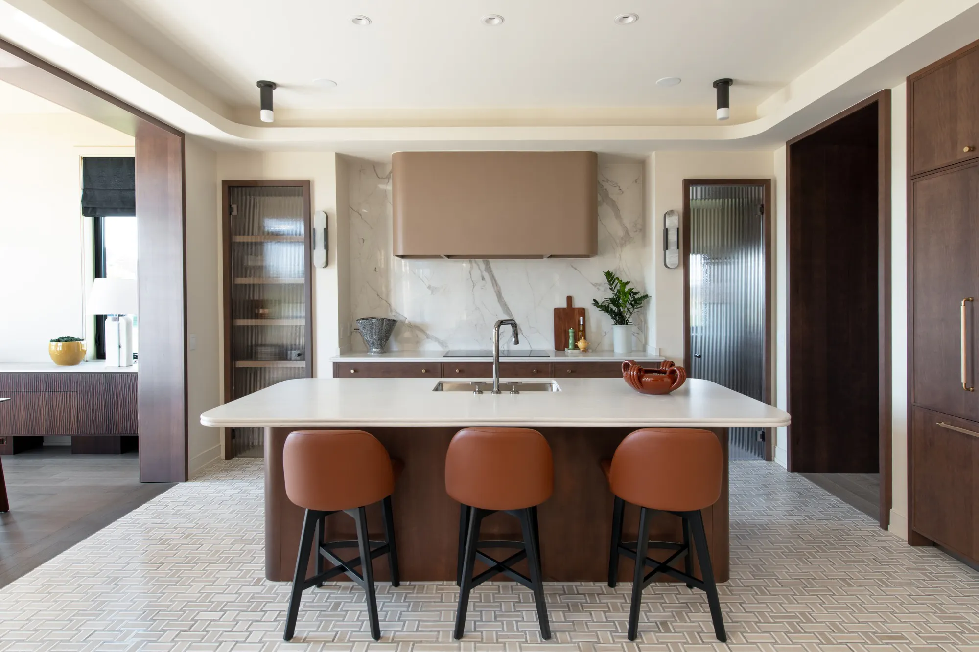 Dekton, chosen for the kitchen of a luxury 'model home' in Japan ...