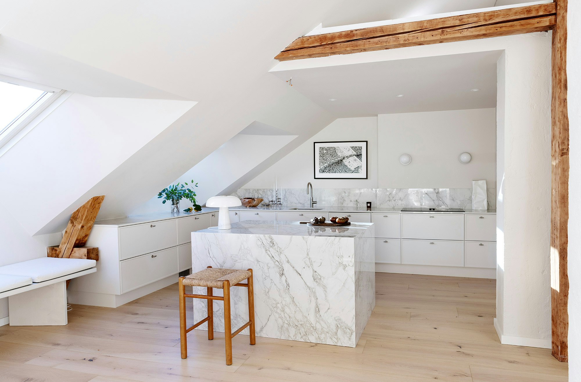 An elegant and functional kitchen in the penthouse of Norwegian actress ...