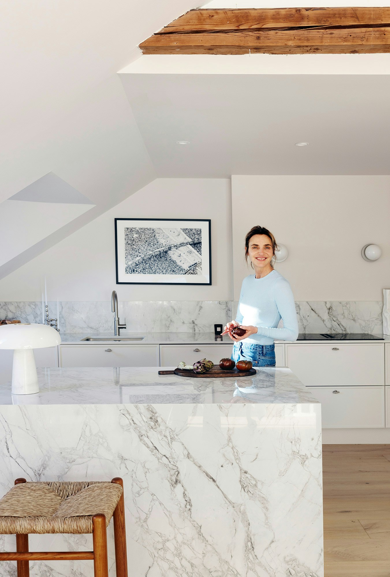 An elegant and functional kitchen in the penthouse of Norwegian actress ...