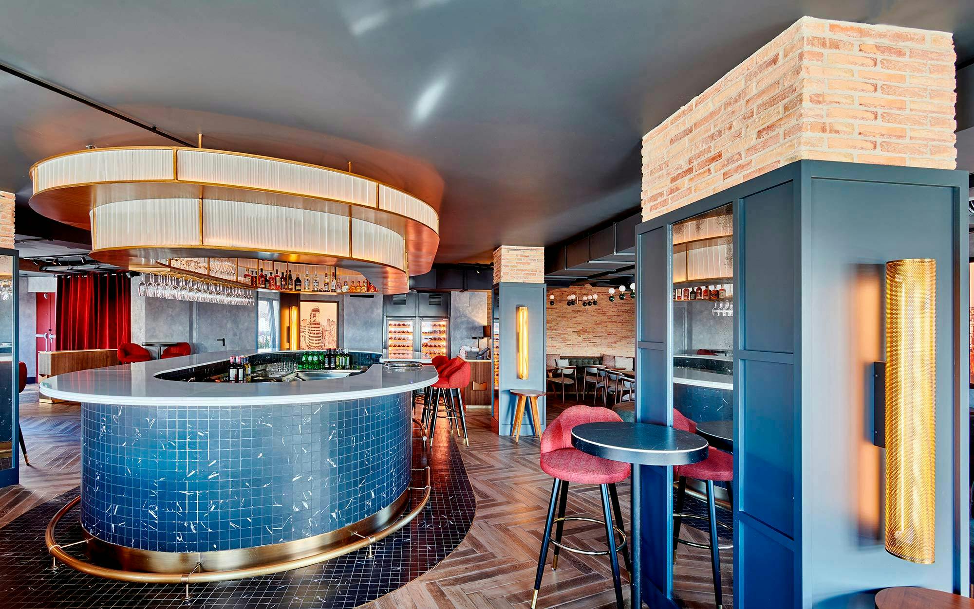 Silestone brings a touch of elegance to the Radisson RED Madrid hotel ...
