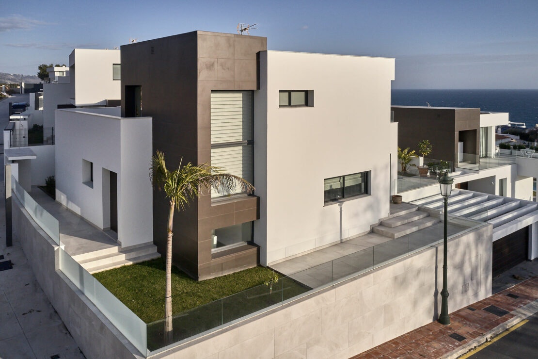 Dekton Keranium brings a modern and luxurious look to the façade of ...