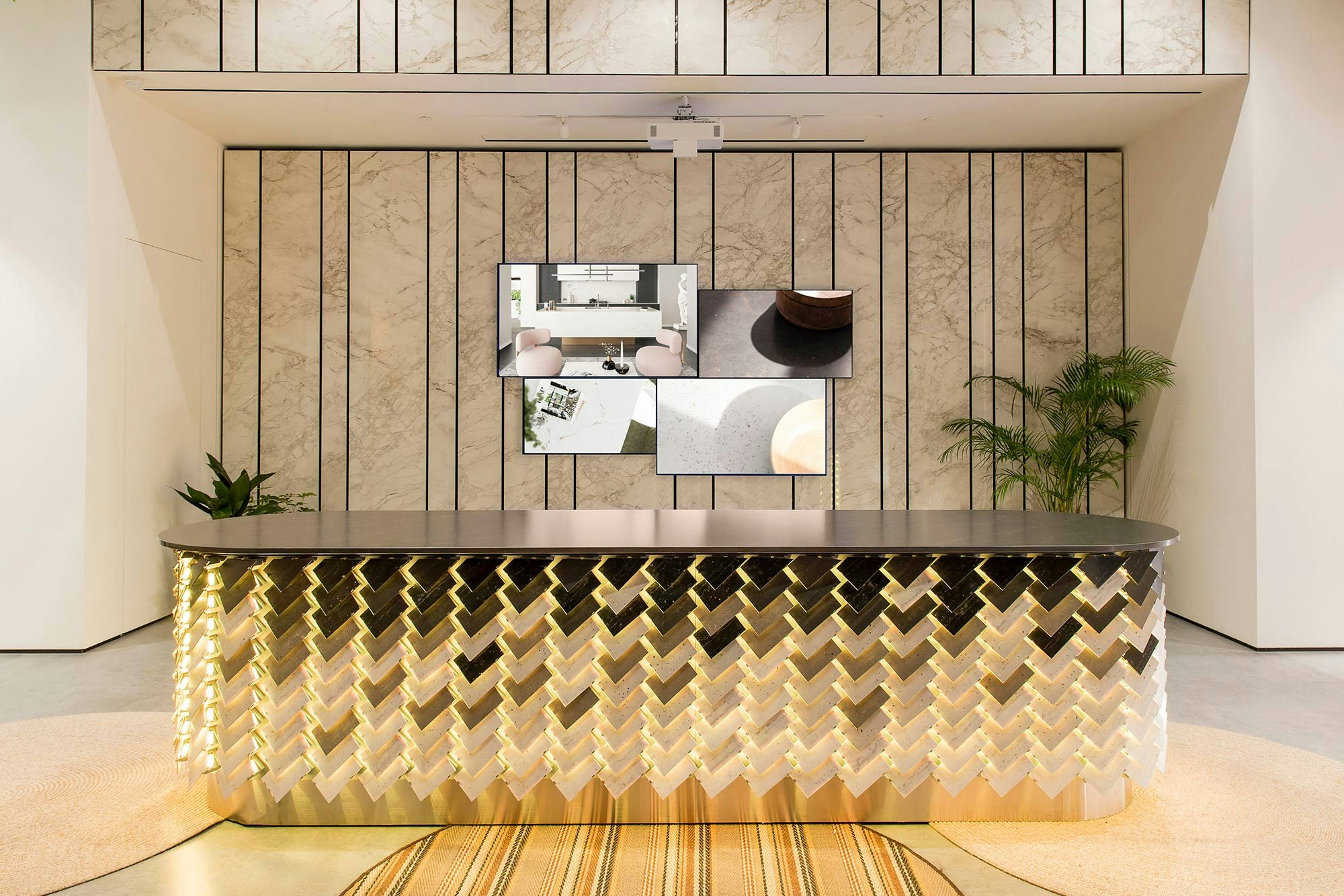 The spectacular three-meter bar created with Silestone Le Chic and ...