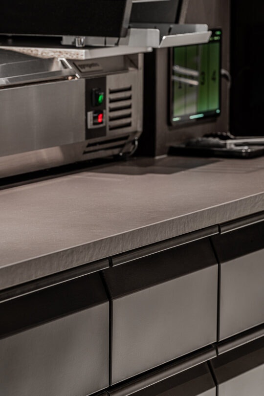 Frydate: Friterie 2.0 by the spatial design studio 5AM - Cosentino Japan