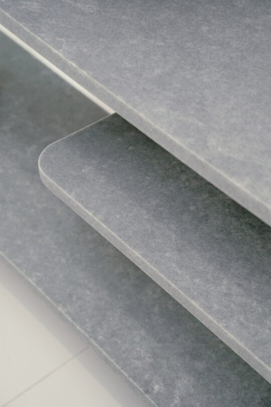 Artist Red Hong Yi creates a unique shelf with the new Earthic surface ...