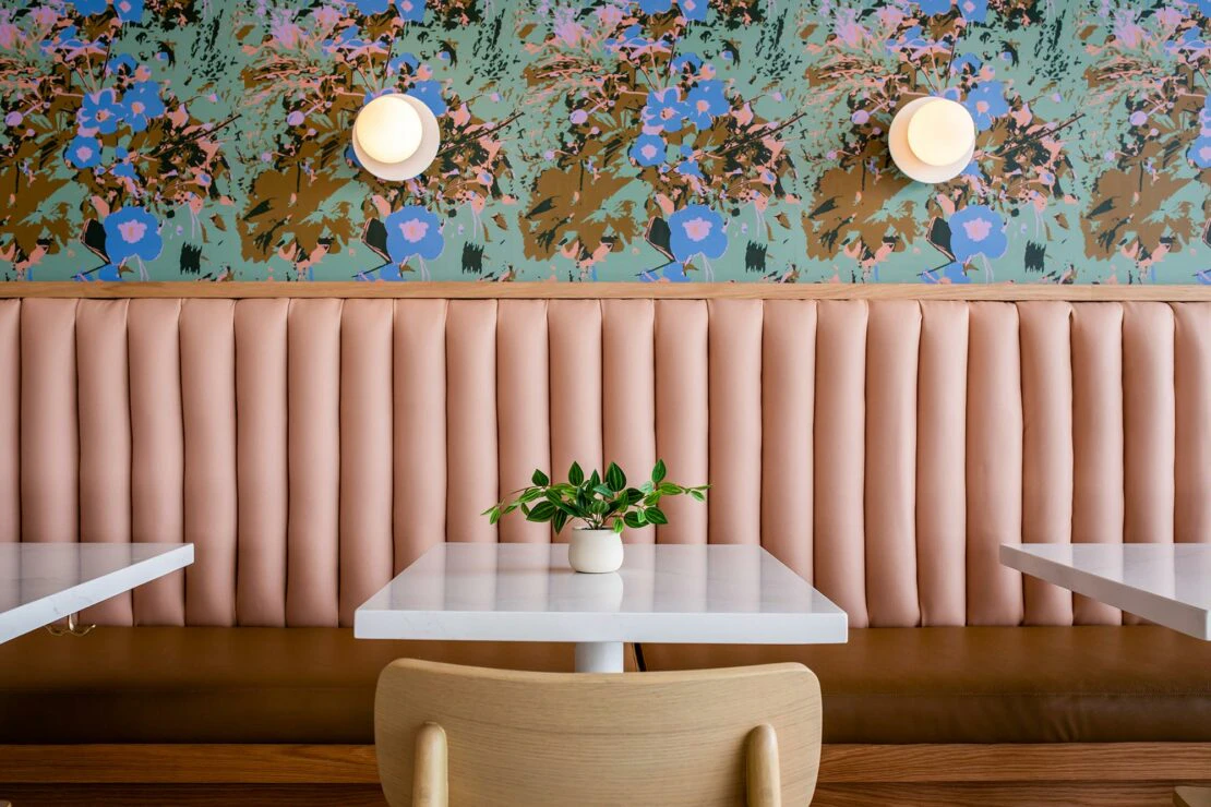 Silestone balances the design of Water Oak Cafe & Bakery designed by ...