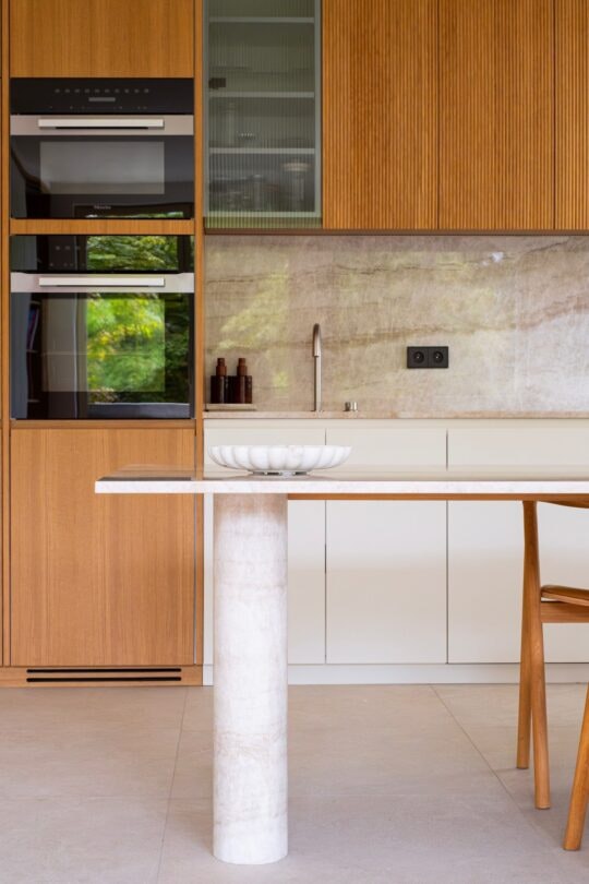 A light-filled interior where stone shapes the space - Cosentino ...