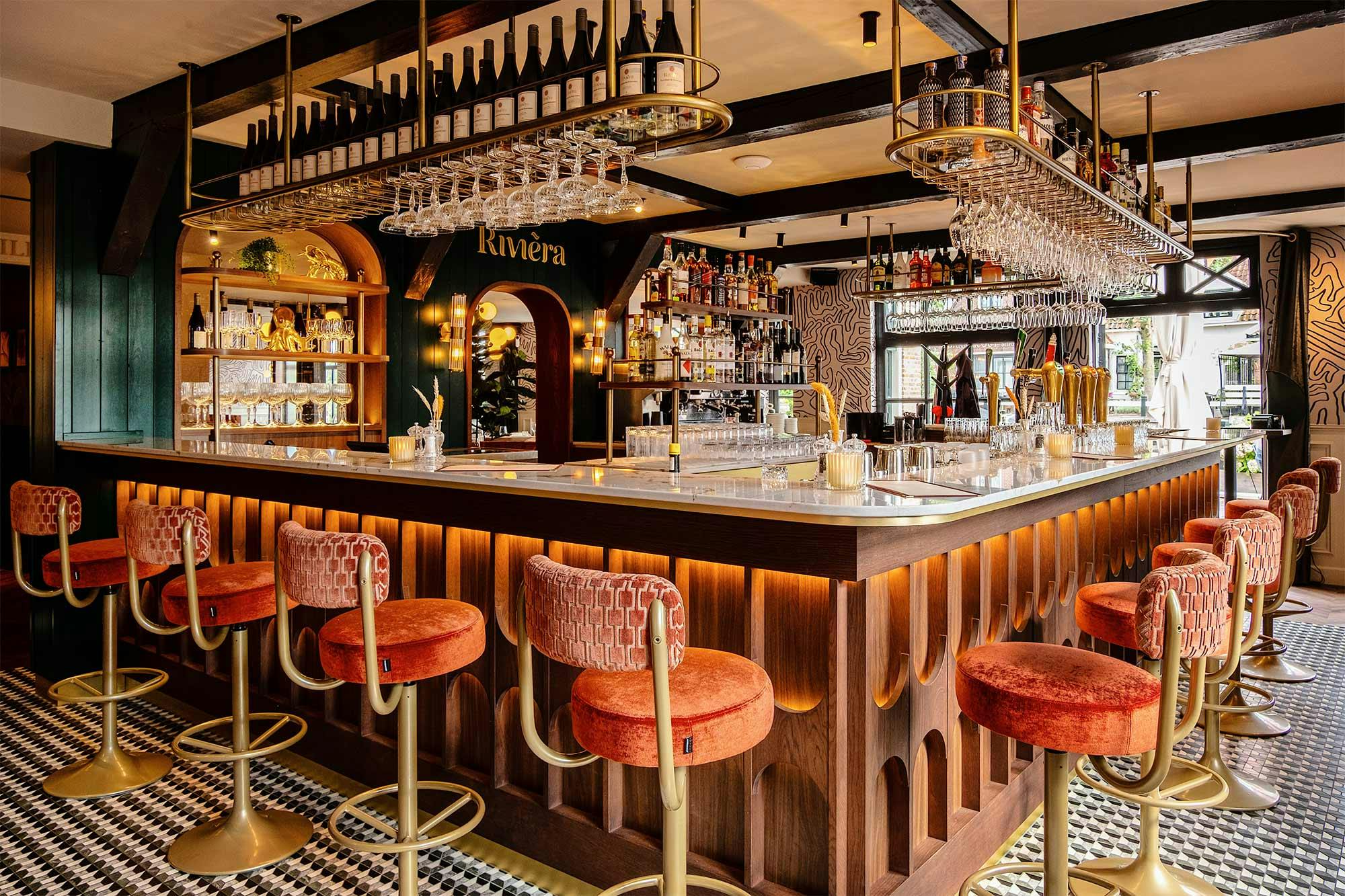 Nieuwe horeca parel aan het water: Bij Restaurant Riviera is alles op hoog niveau - Cosentino ...