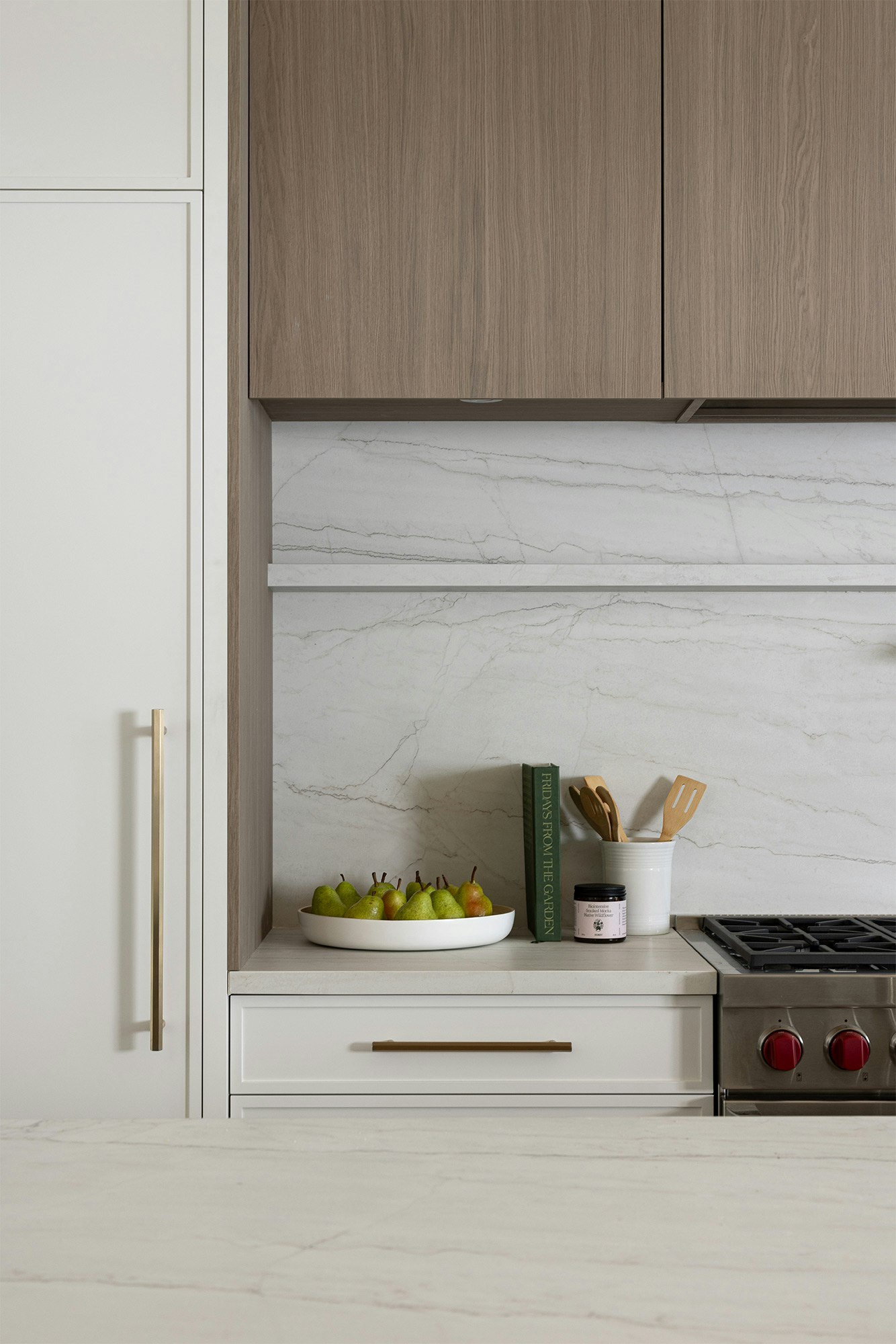 Dekton transforms this breathtaking Muskoka lakefront residence ...