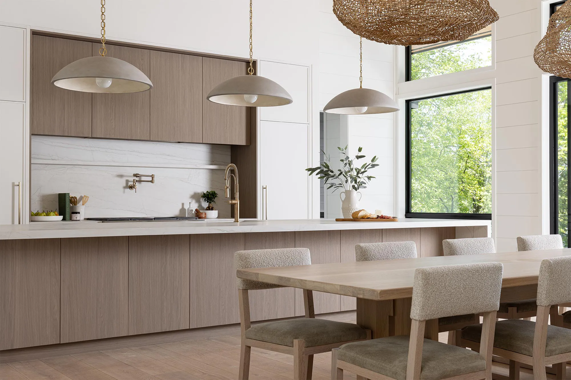 Dekton transforms this breathtaking Muskoka lakefront residence ...