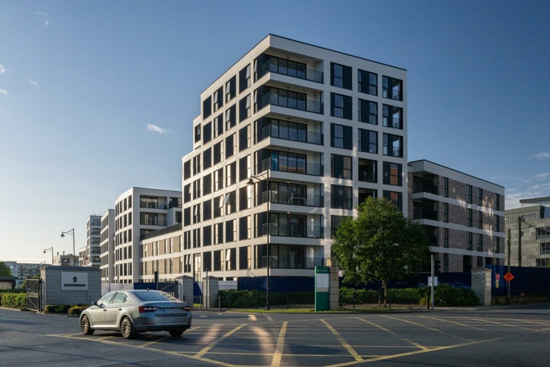 Dekton Aeris brings life to the façade of this Dublin building ...