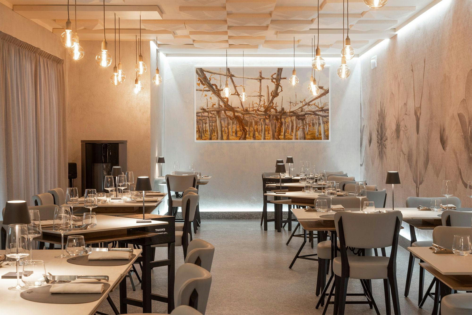 An Italian restaurant that is a true experience for the senses ...