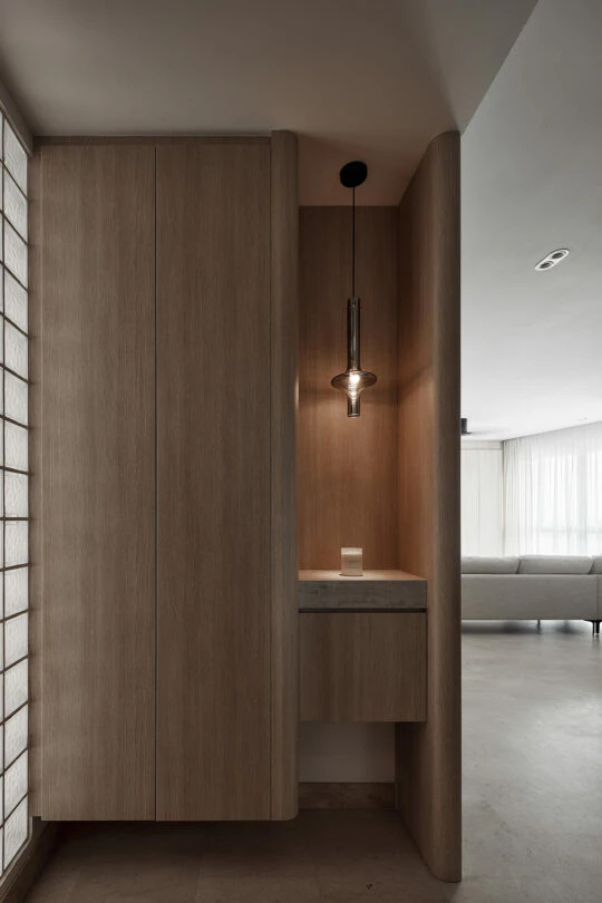 A minimalist home with earthy tones harmoniously blended with Dekton ...