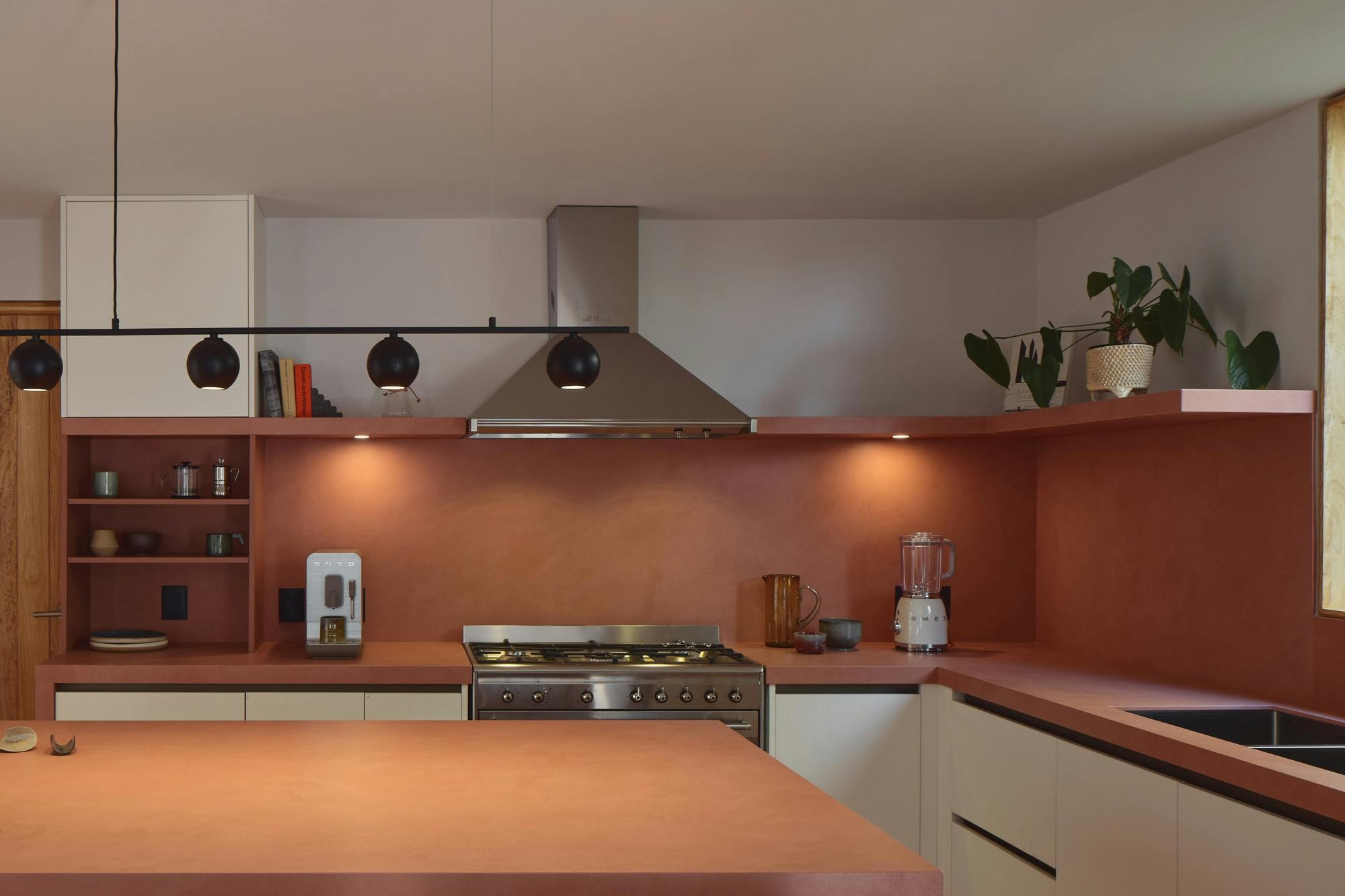 Dekton Umber for a terracotta kitchen that steals the spotlight ...