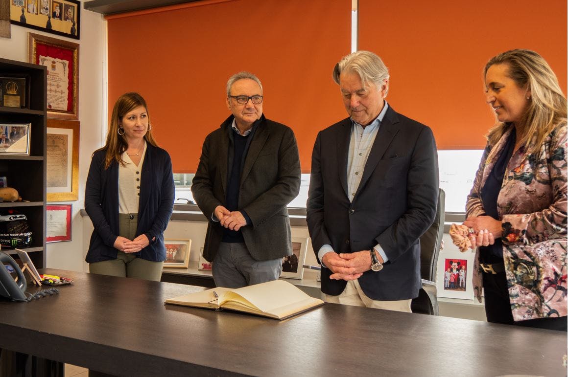 The ASID National Board and top interior designers visit Cosentino HQ ...