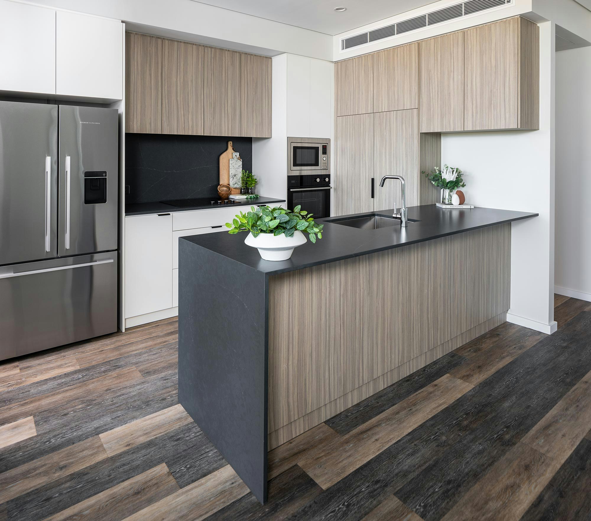 8 Ideas for a Kitchen to Living Room Floor Transition Plan