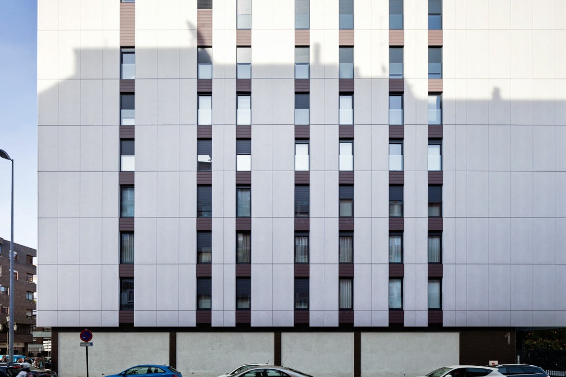 A minimalist façade with Dekton Edora for a touch of style - Cosentino USA